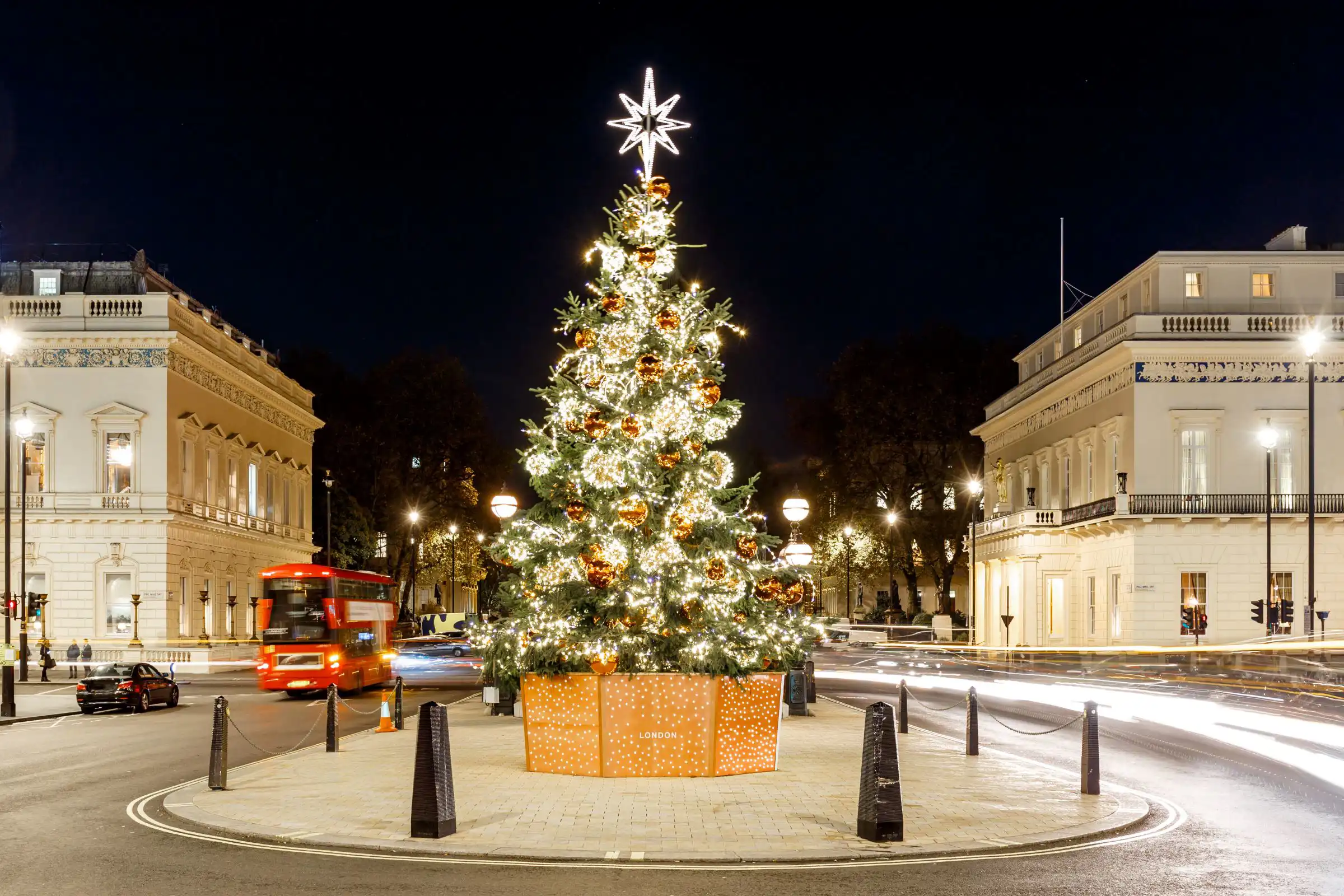 Spend Christmas in London - London Vacation Packages | Ker & Downey